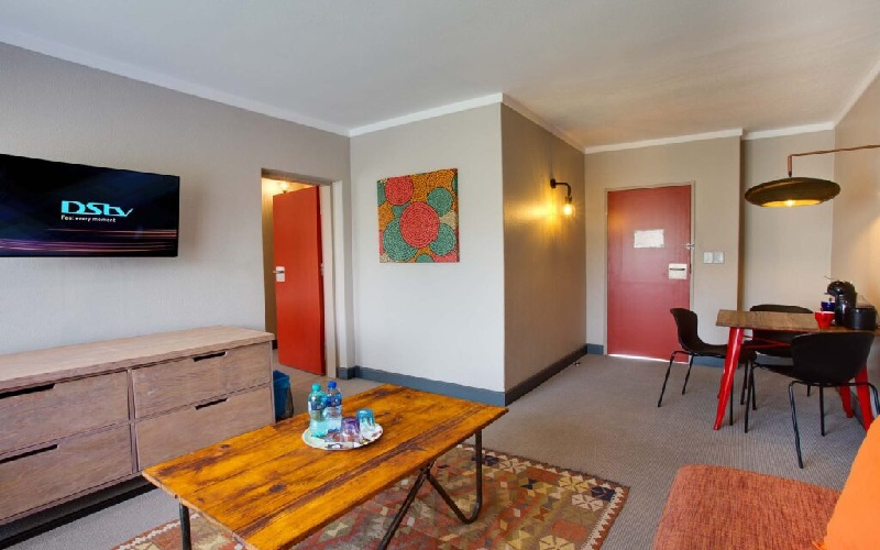 26 Degrees South Hotel