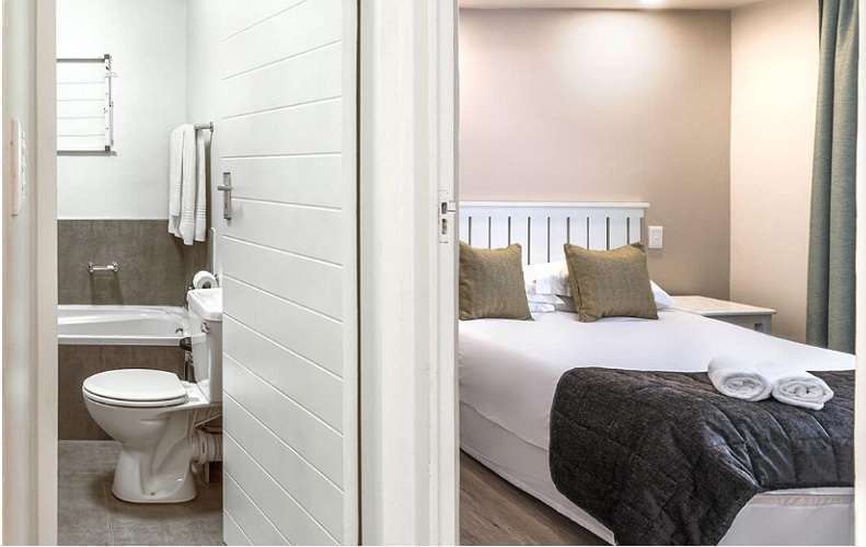 Inverness Apartments in Sea Point, Cape Town