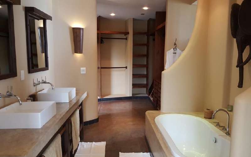 Villa Ukuthula in the Machangulo Private Nature Reserve