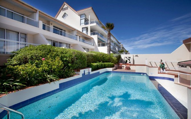 Dolphin Beach Hotel Cape Town